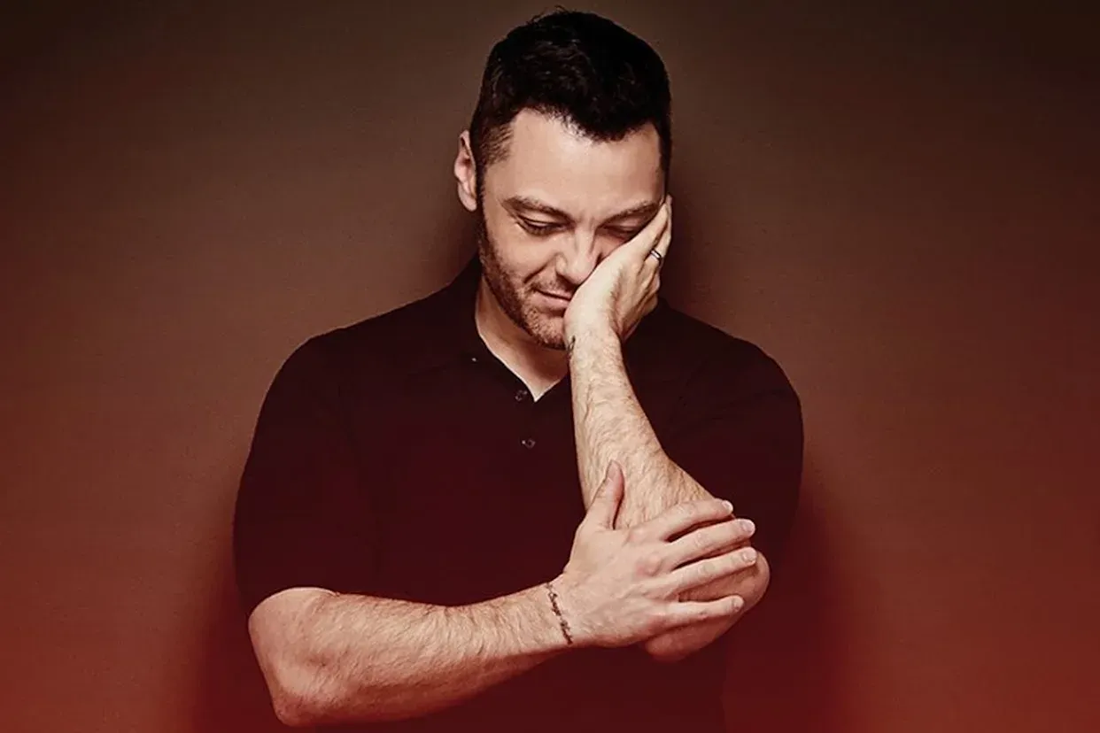 Nueva canción de Tiziano Ferro revive la polémica con fans mexicanas